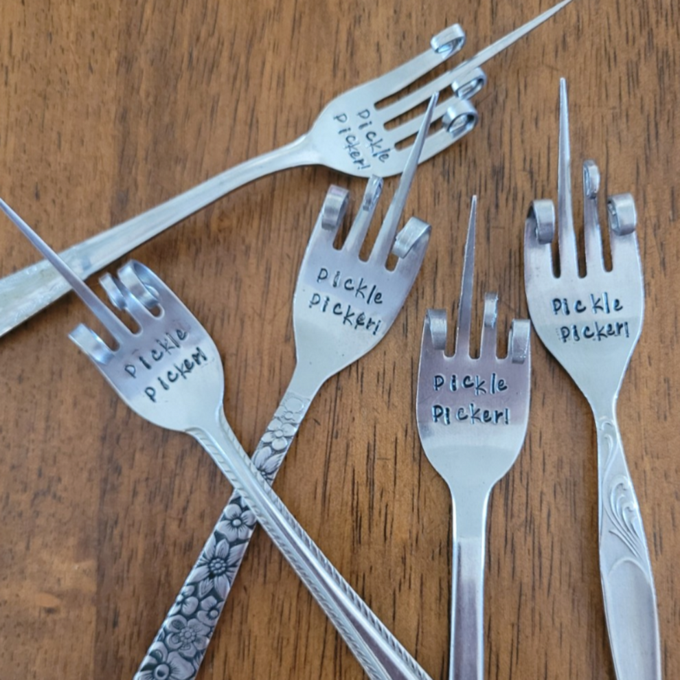 PICKLE PICKER – Little Country Lane